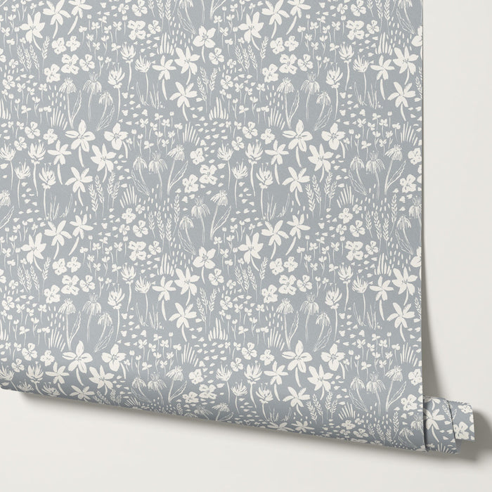 Londyn Floating Meadows French Blue Wallpaper – Bloom & Wall